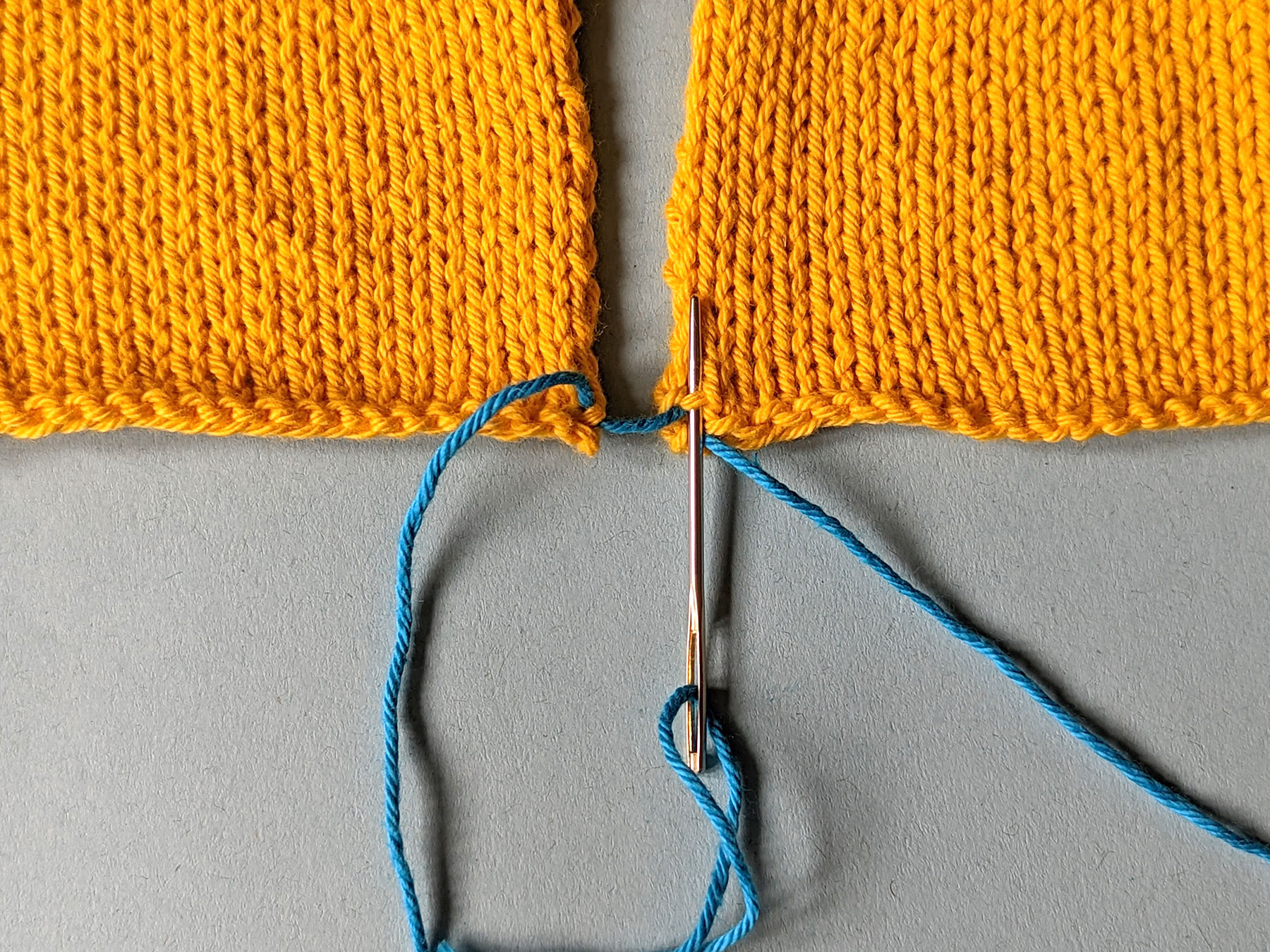 How to do a mattress stitch seam in knitting - The Old Horizon
